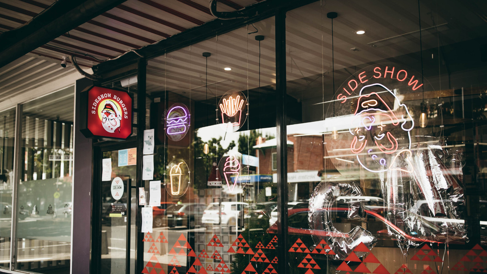 Promoting a Famous American Style Burger Chain in Australia - Cliffex ...